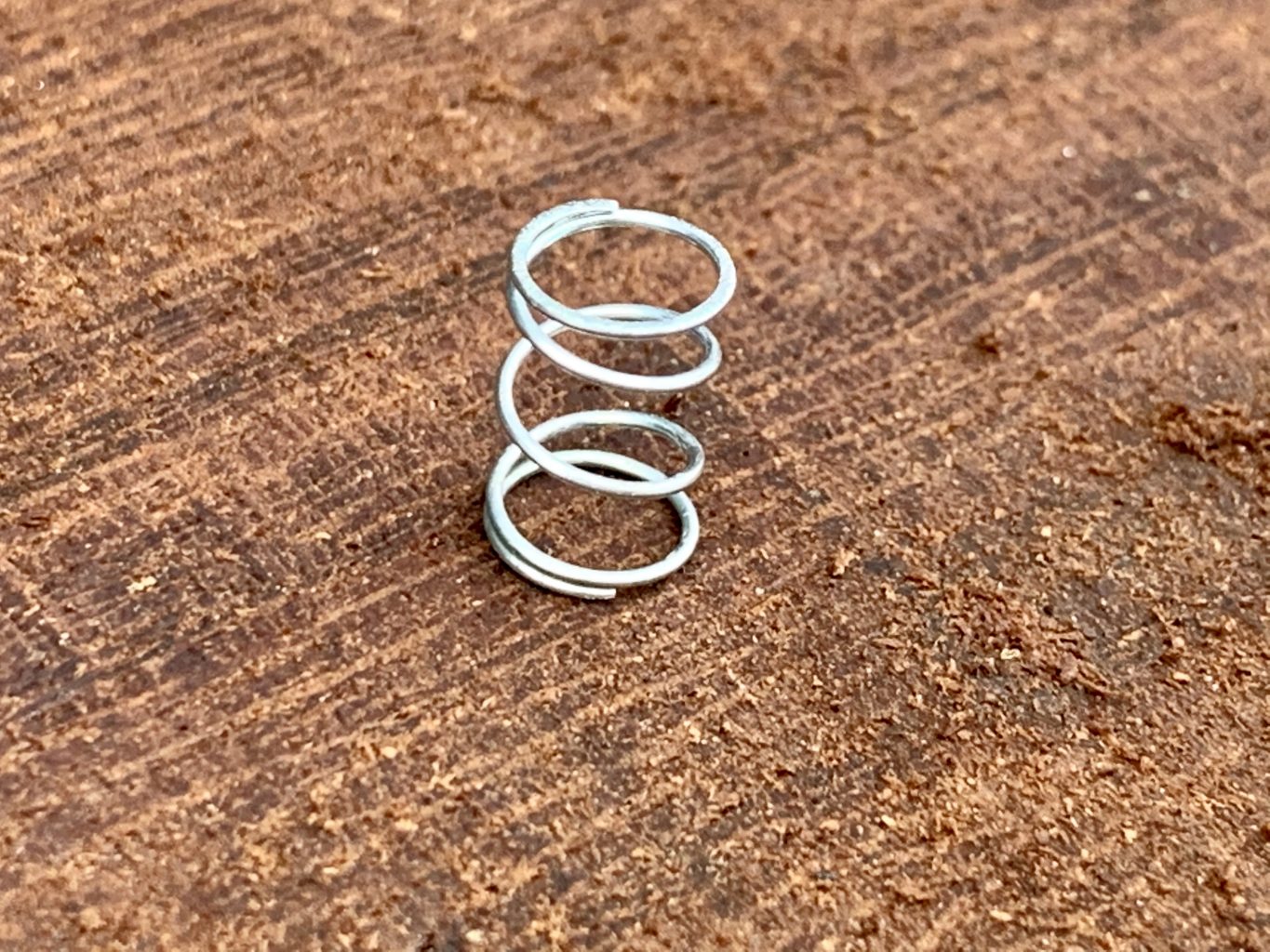 5322 Spring [Sits on Nylon Thumb Screw] - helps secure thumbscrew.