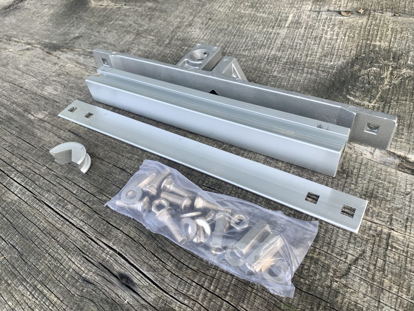 S-BK Eco Mill Bracing Kit - Comes with tie bar/cast bracket/fixings